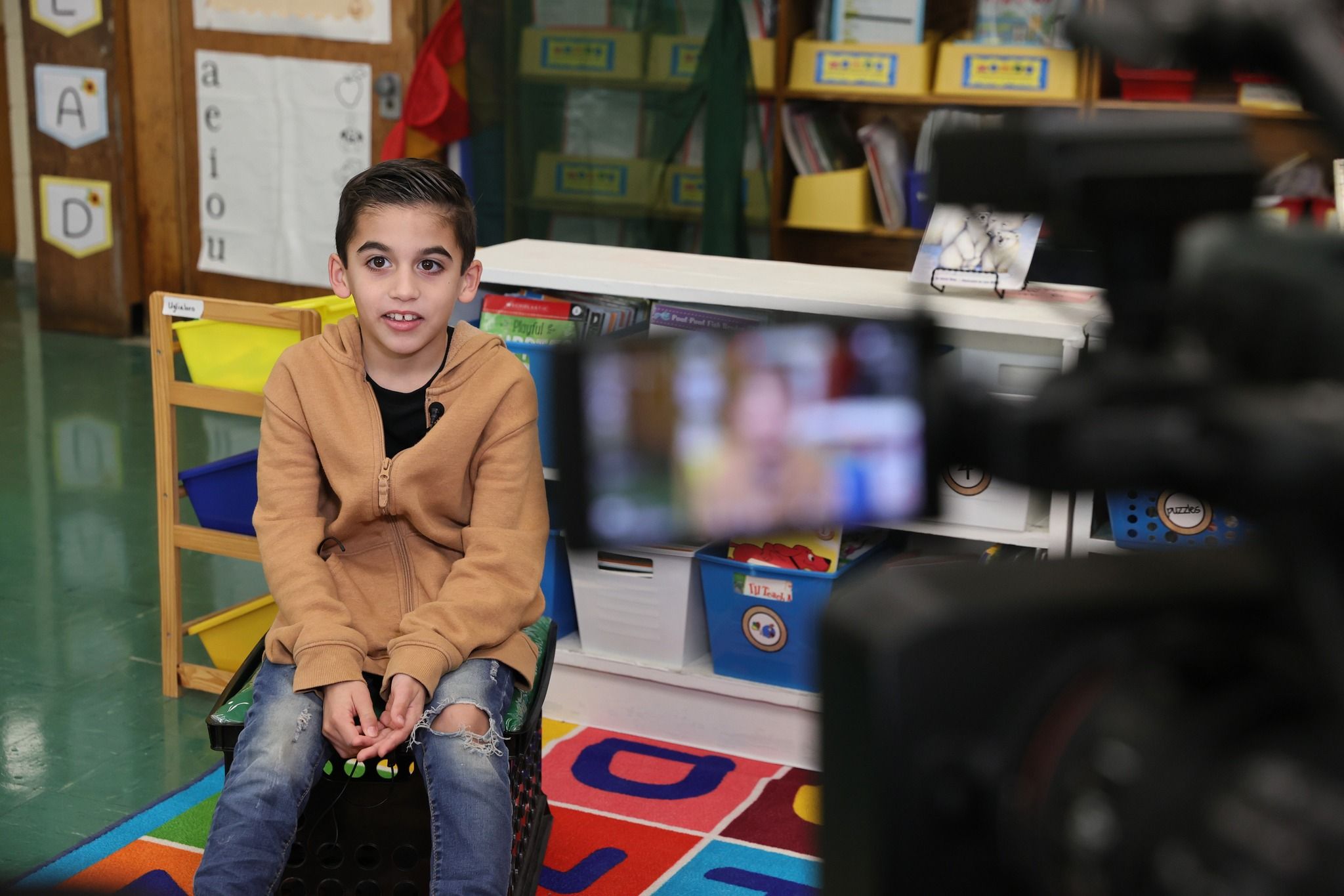 Long Island school lunch aide rescues 7-year-old boy choking on pizza
