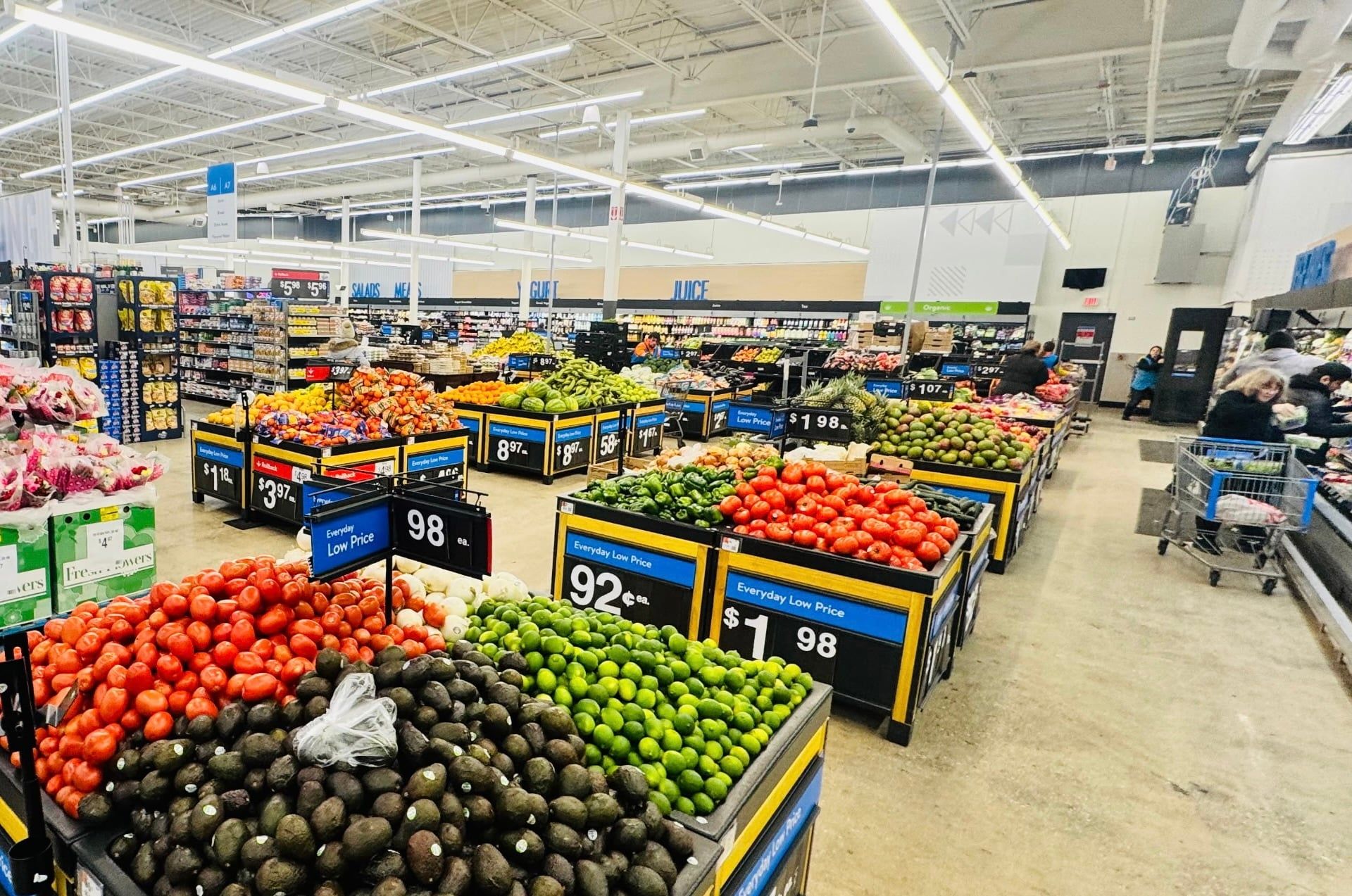 NY's only Walmart Neighborhood Market celebrates remodel in Levittown