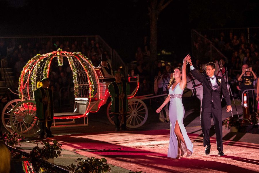 25 Photos: Scenes from Ward Melville High's fairytale Senior Prom ...