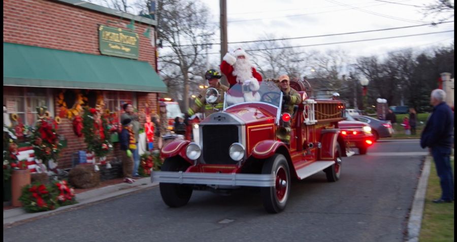 20 photos from Babylon's annual Christmas tree lighting in Argyle Park ...