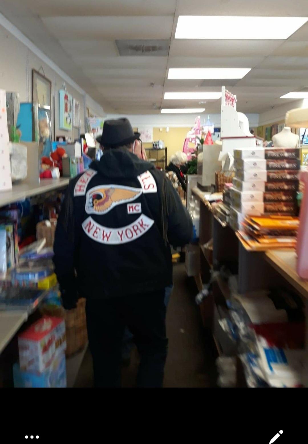 Hells Angels lend a hand at Angels of L.I.'s huge Christmas giveaway in ...