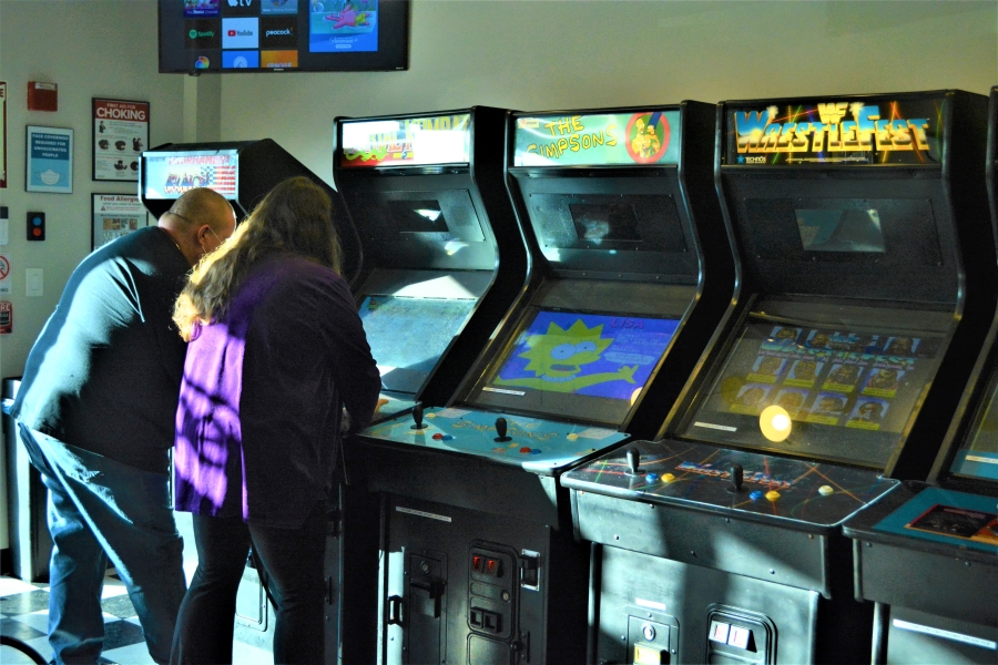 Arcadia Retro Eats in Levittown is all about '80s and '90s throwback ...