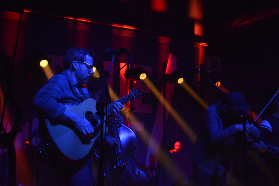 Grammy Award winning Infamous Stringdusters jam at Blue Point Brewery