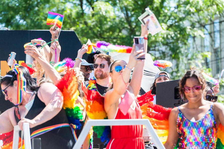 25 Photos: Downtown Babylon was covered in rainbows for its third ...