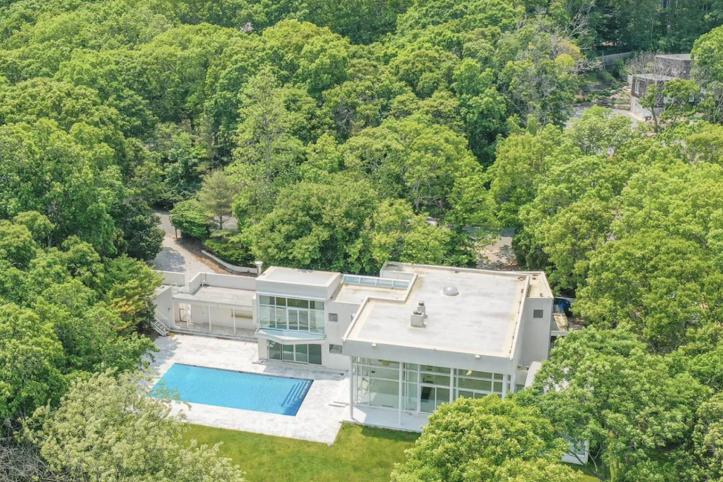 Diddy's old 'White Parties' Hamptons pad is back on the market