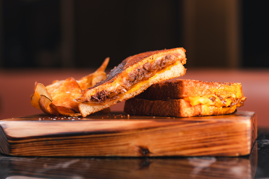 UBS unveils new food, drink menu ahead of Islanders season; Here's our ...