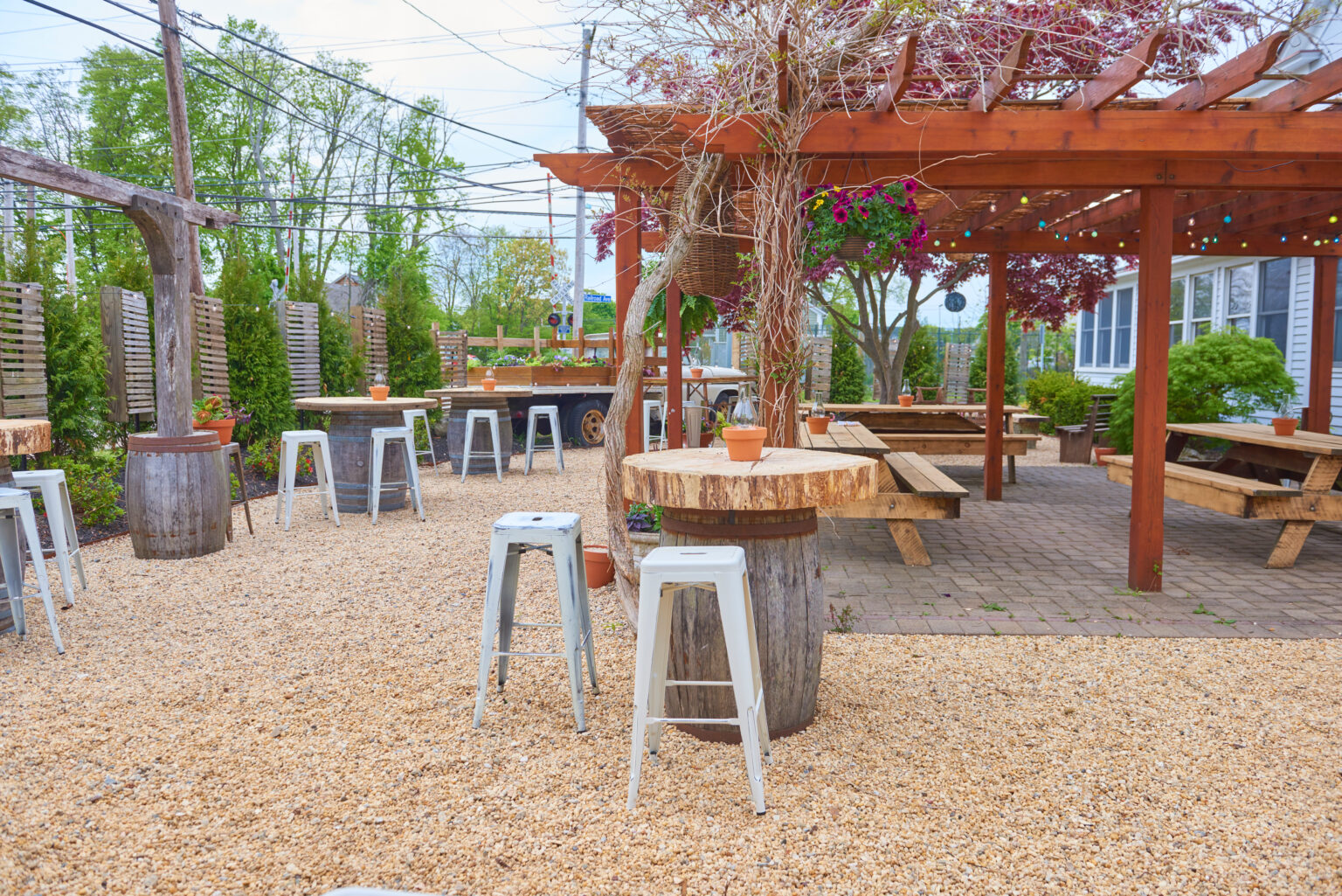 People's Pub unveils new 'Pub Garden' Memorial Day weekend in Bayport