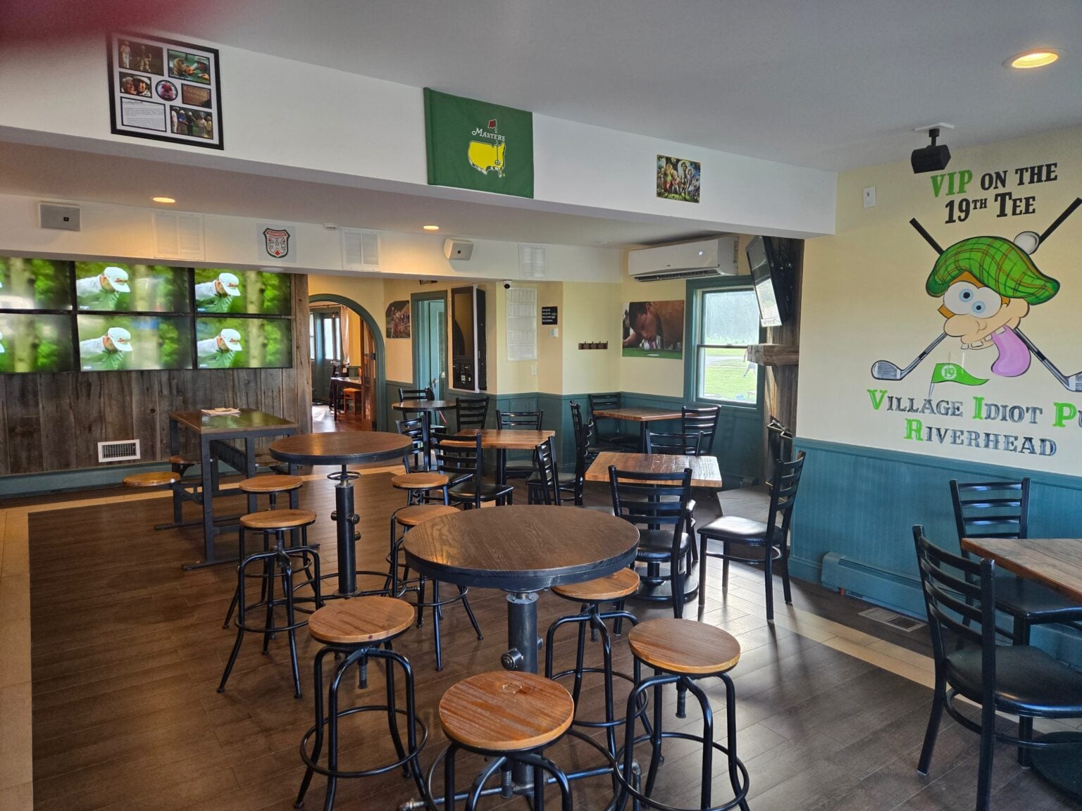 Village Idiot Pub opens at Indian Island golf course in Riverhead