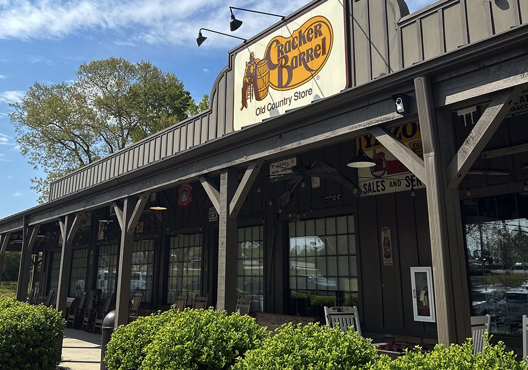 Long Islanders want a Cracker Barrel in this Bay Shore spot, polls reveal