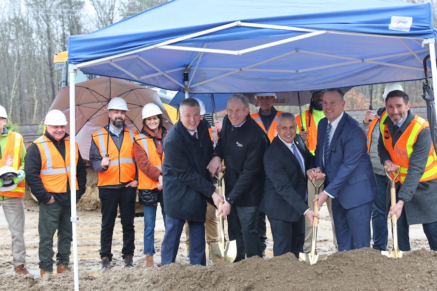 MTA starts work on relocating Yaphank LIRR station