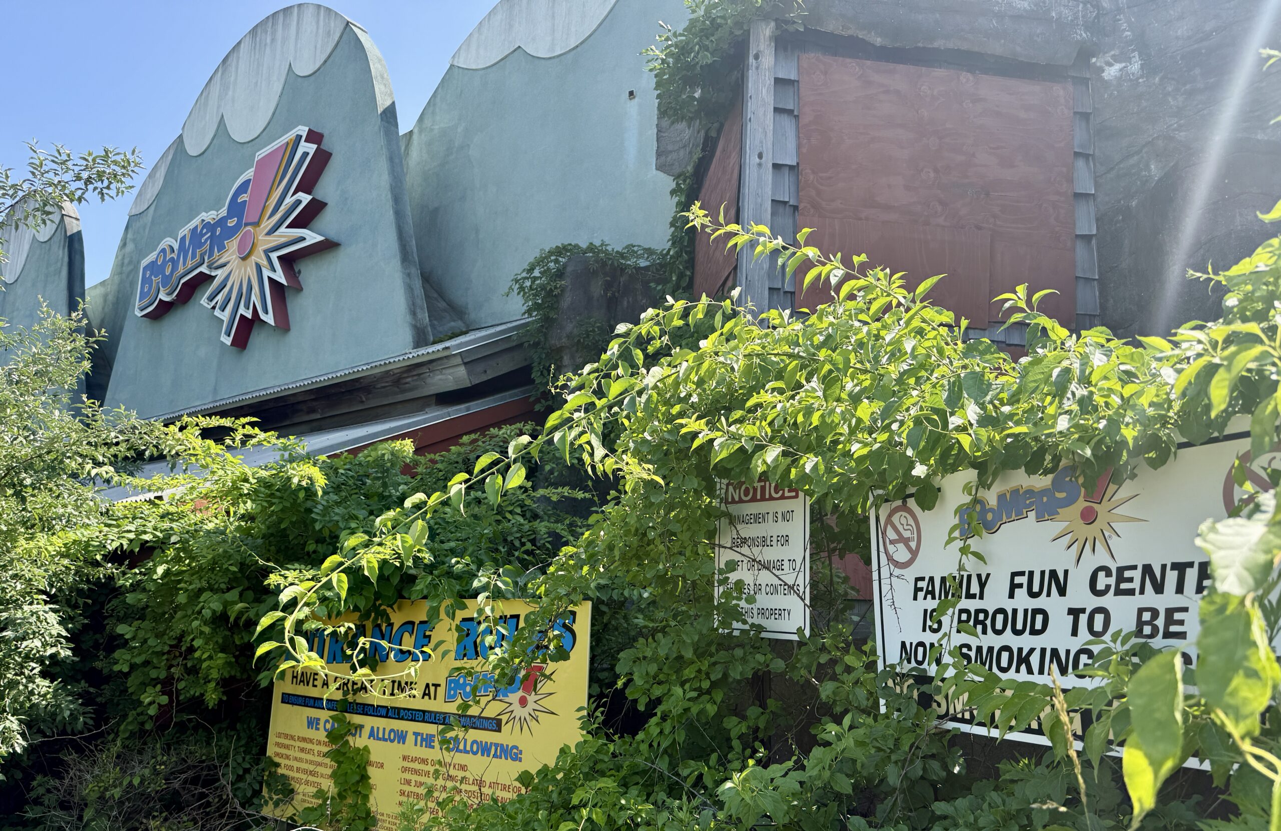 Boomers entertainment park remains vacant; what should come?
