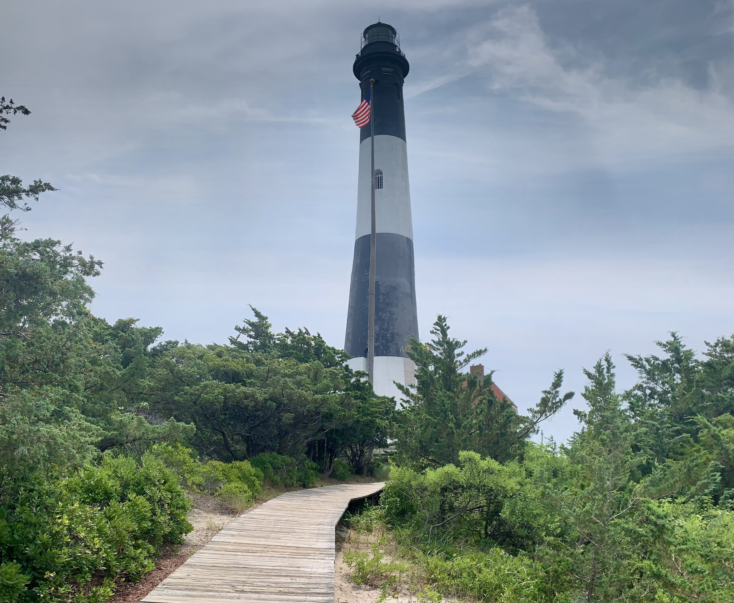 Police: Man jumps to his death from Fire Island Lighthouse