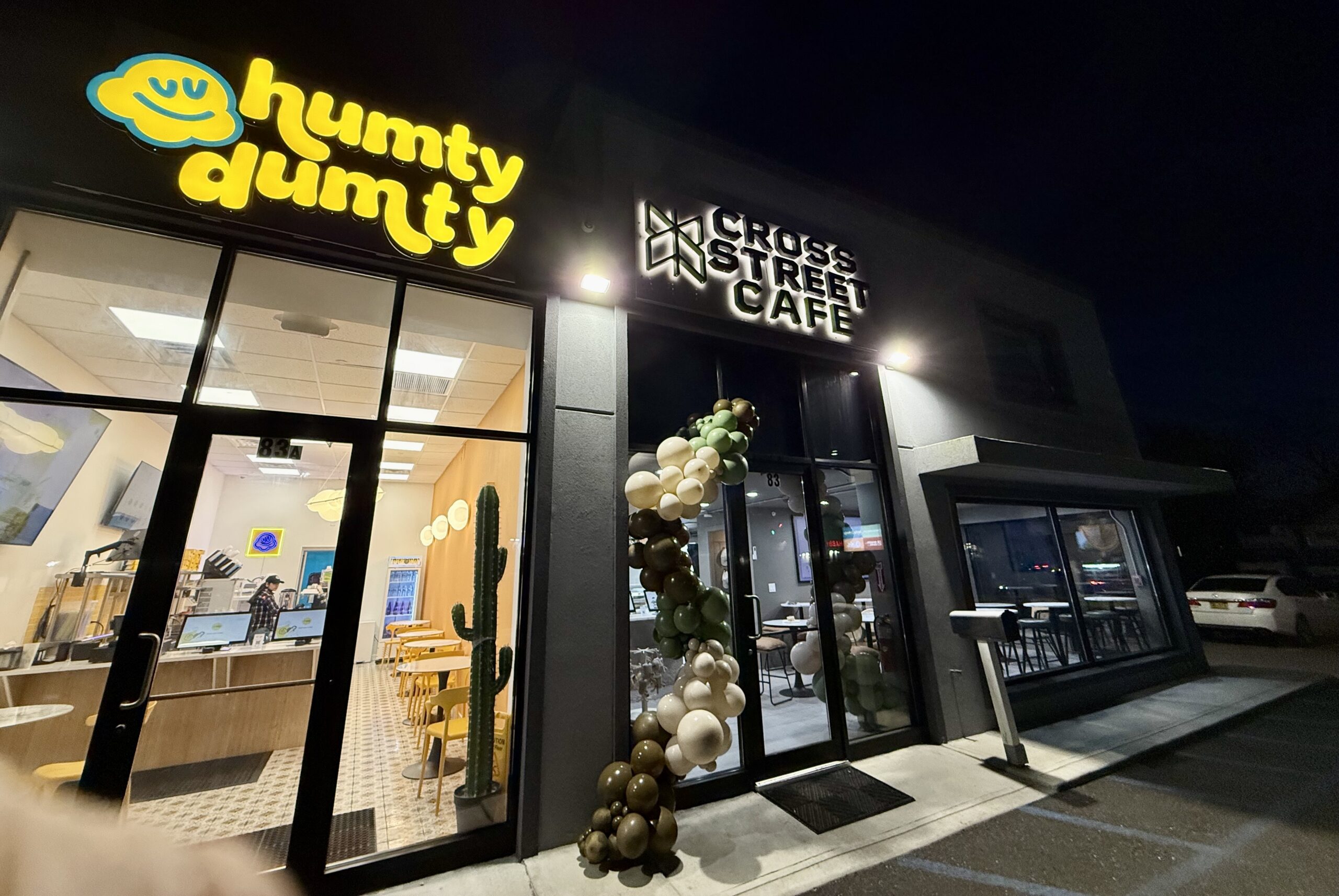 Hicksville's all-food plaza is now complete with Cross Street Cafe