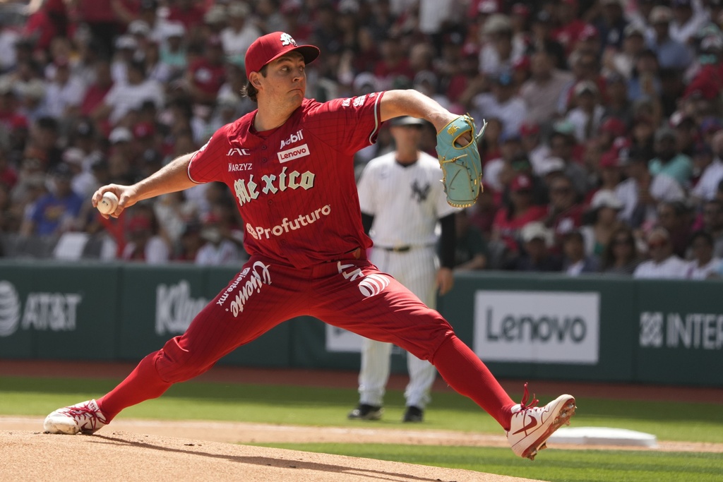 Former Cy Young winner Trevor Bauer joins Ducks, eyes MLB return